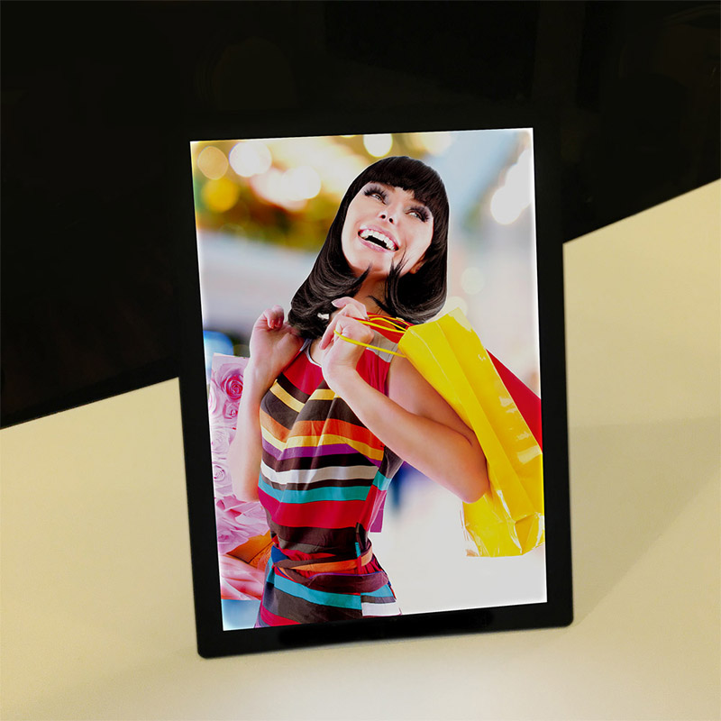 Lightbox film | e-print Malaysia